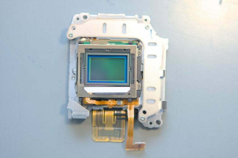 Insider: Canon EOS R7 disassembly and teardown | IRreCams